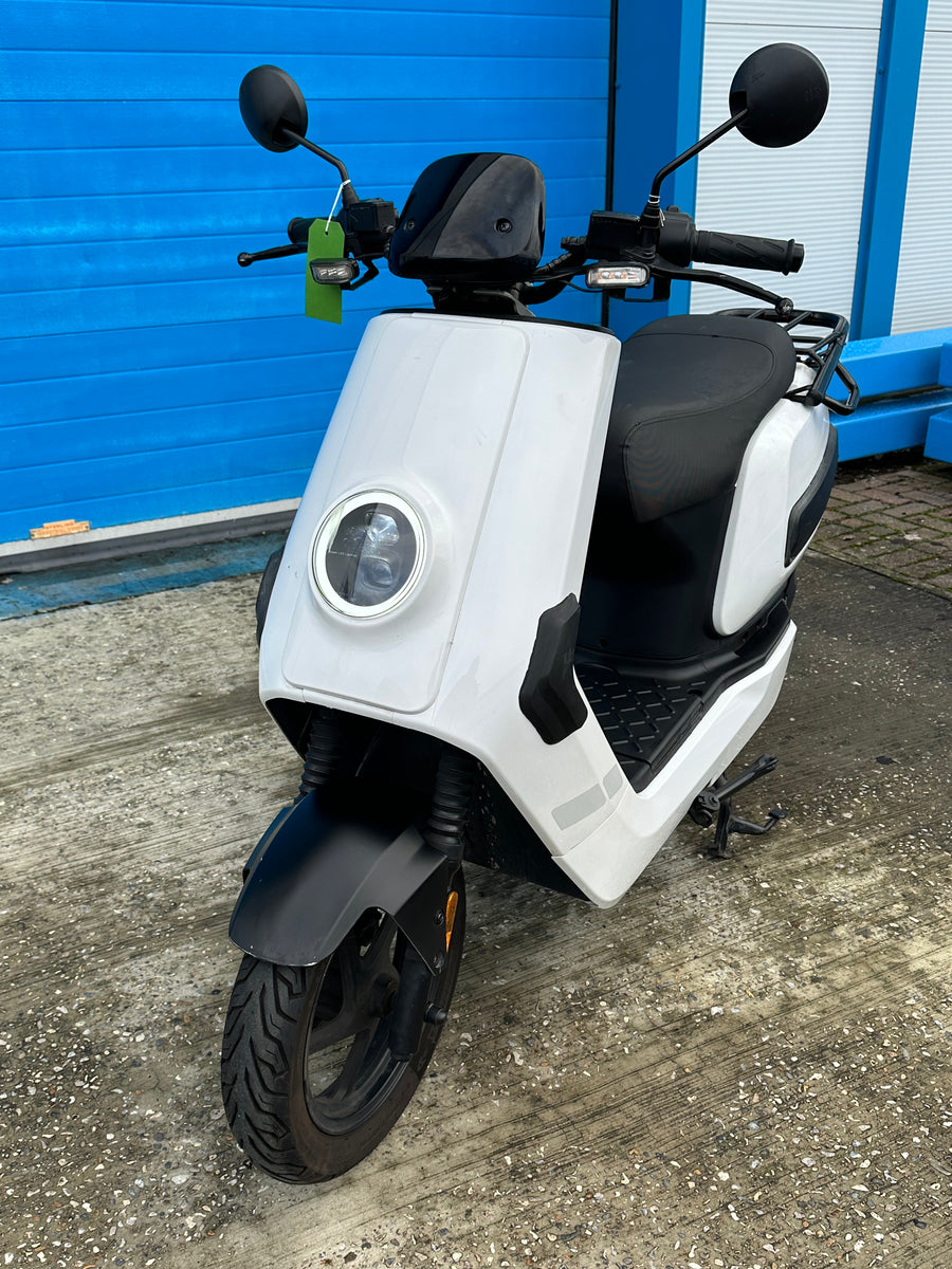 NIU NQi GT Pro Cargo - electric moped – Urban eBikes