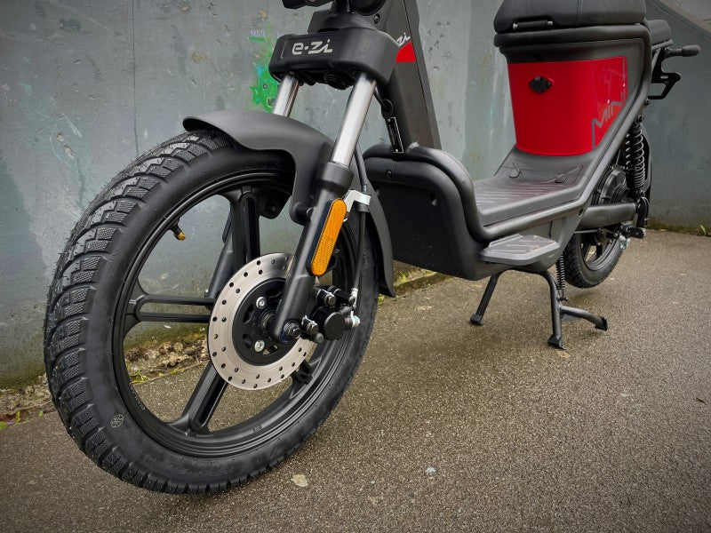Keeway E-Zi Mini Electric Scooter Urban ebikes – Urban eBikes
